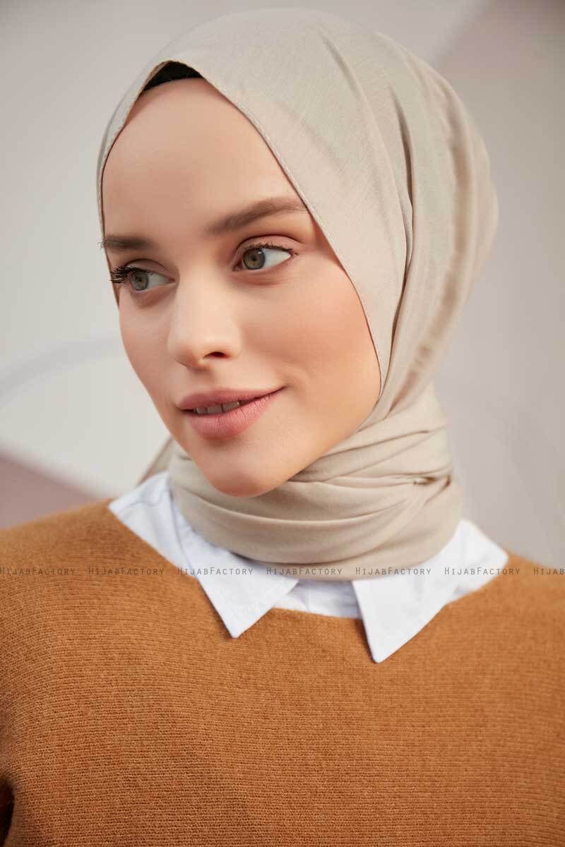 Silky Plain - Beige Hijab - Hijab - Hijabfactory.se